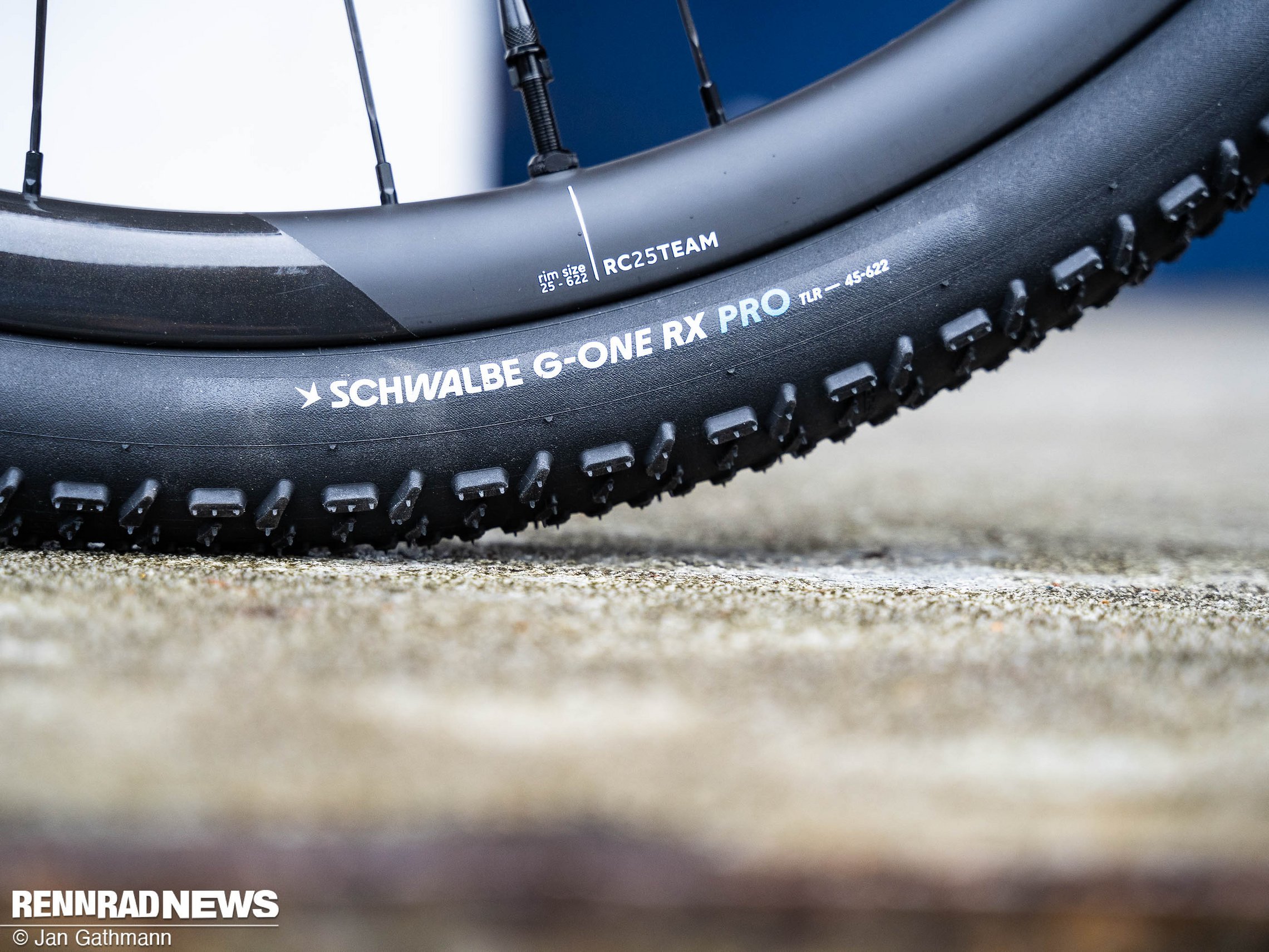 Neuer Schwalbe G-One RX Pro – Ausprobiert!: Schneller Race Gravel-Reifen fürs Grobe - Rennrad-News